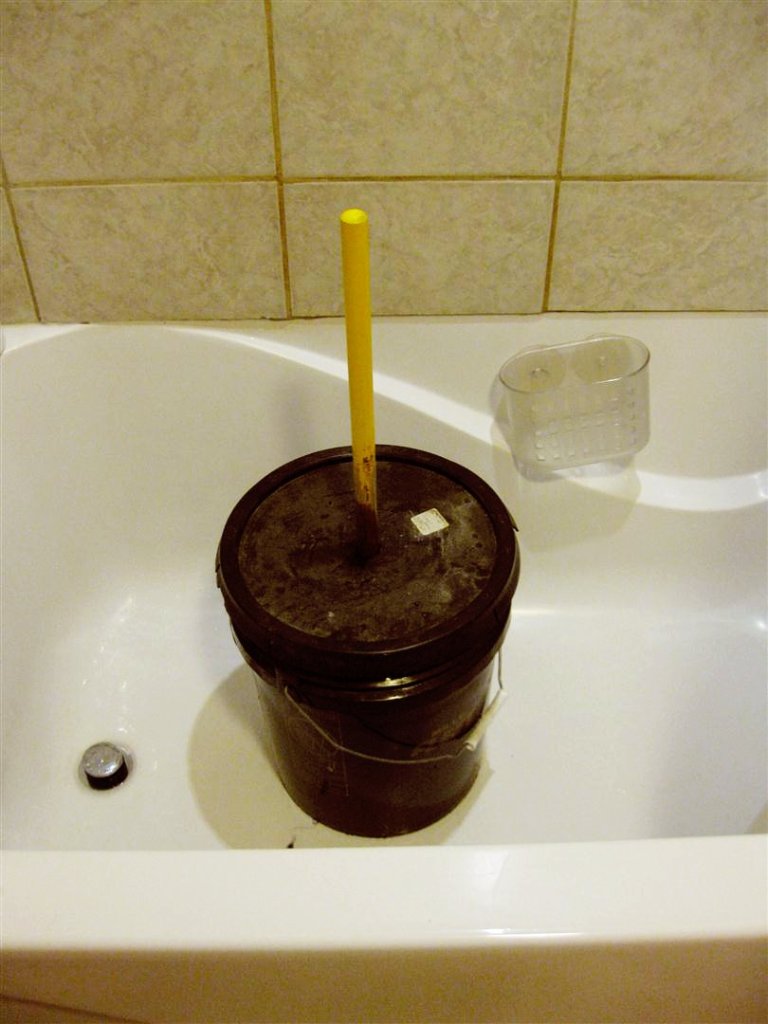 How to Wash Laundry with a Plunger – Black Spruce Hound