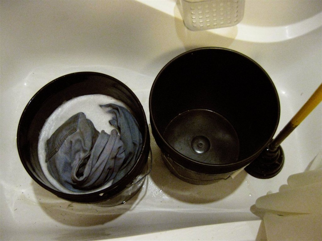 How to Wash Laundry with a Plunger – Black Spruce Hound