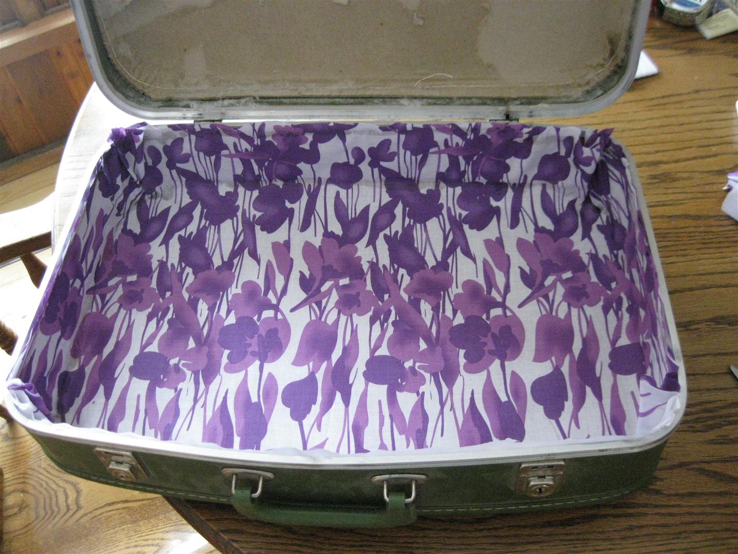 How to Reline a Vintage Suitcase – Black Spruce Hound